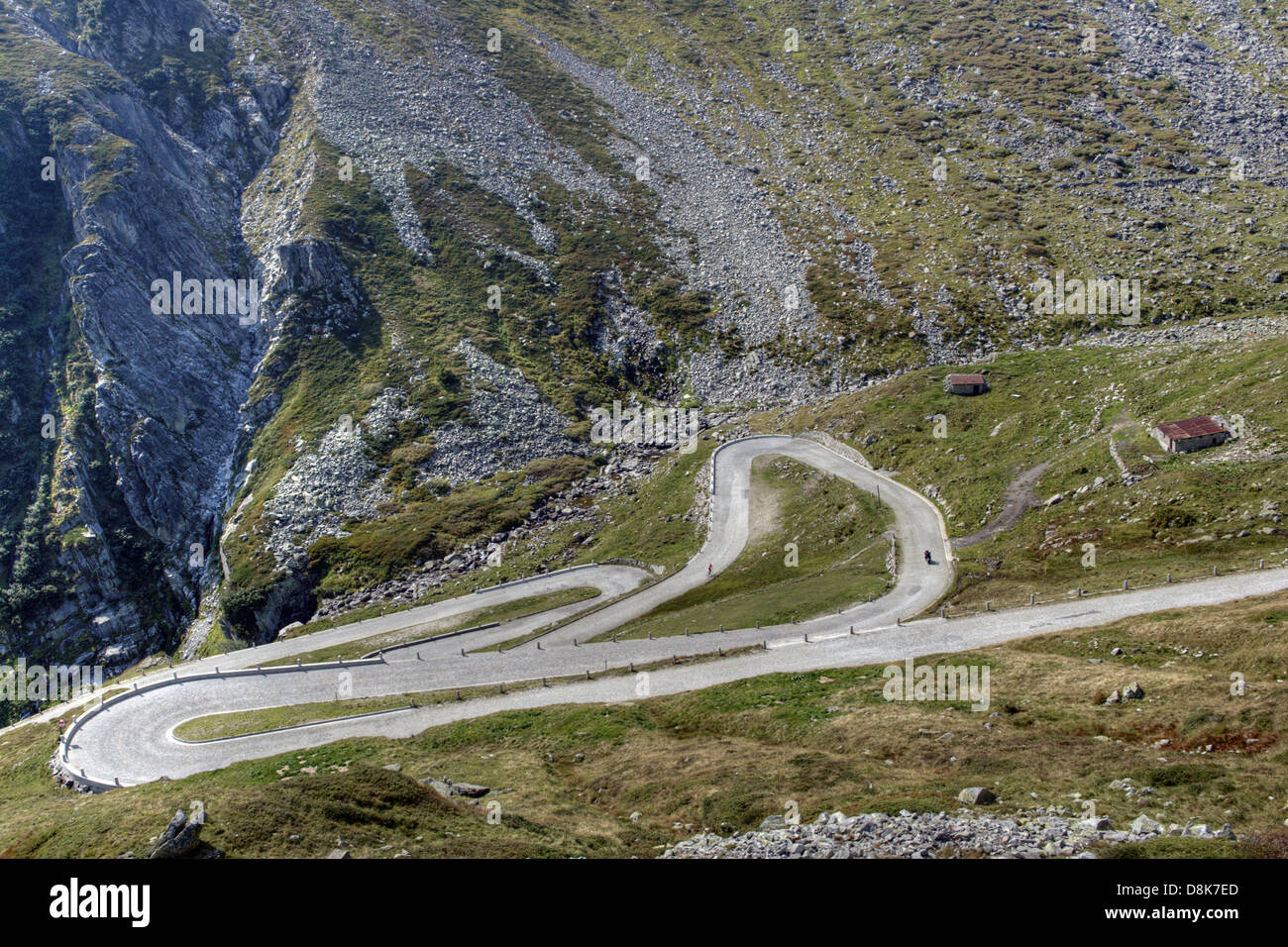 Tremola passstraße -Fotos und -Bildmaterial in hoher Auflösung – Alamy