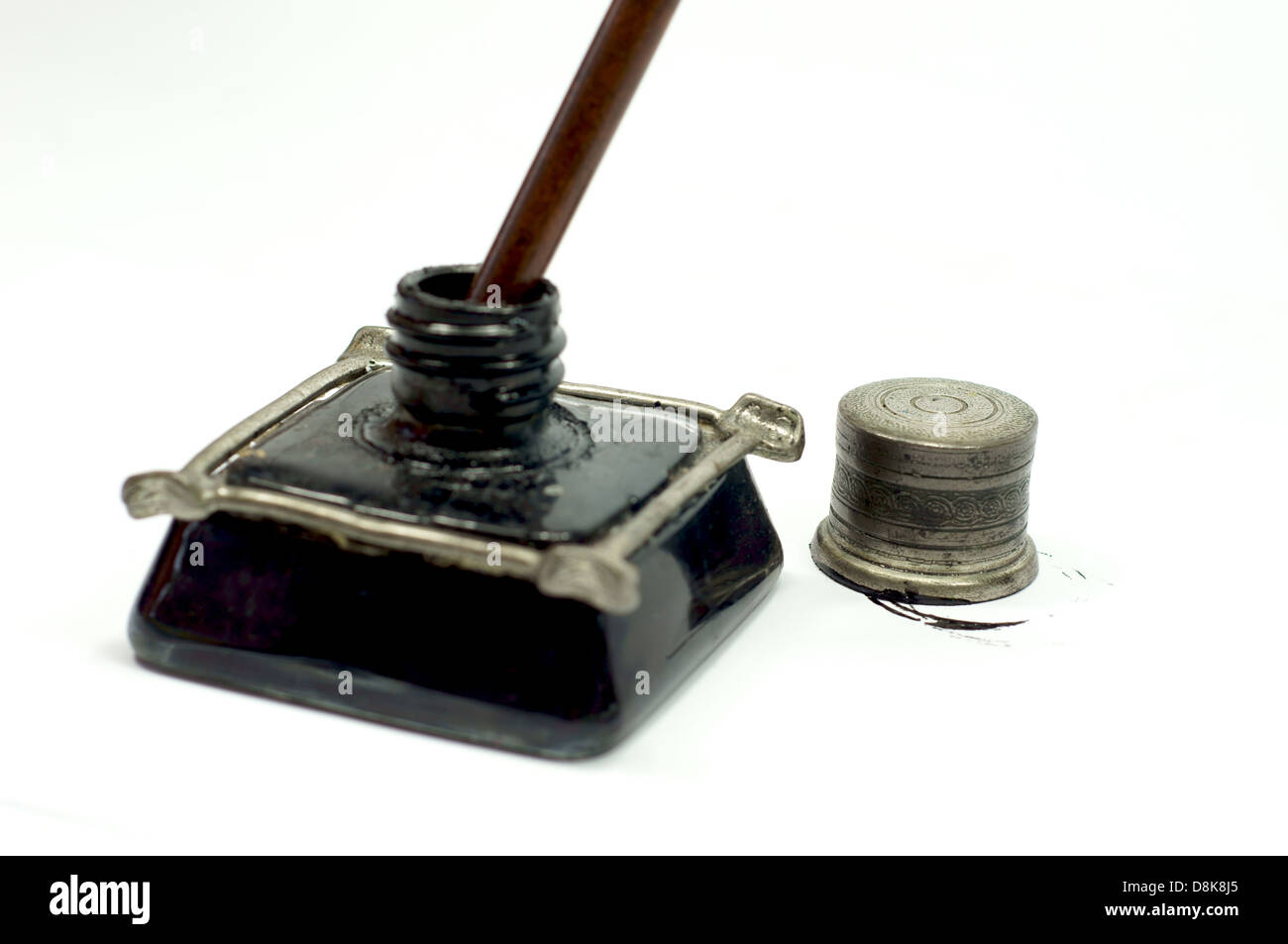 Stift mit tusche -Fotos und -Bildmaterial in hoher Auflösung – Alamy