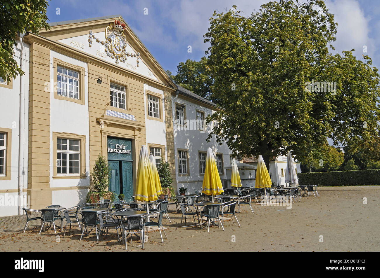 Restaurant neuhaus -Fotos und -Bildmaterial in hoher Auflösung – Alamy