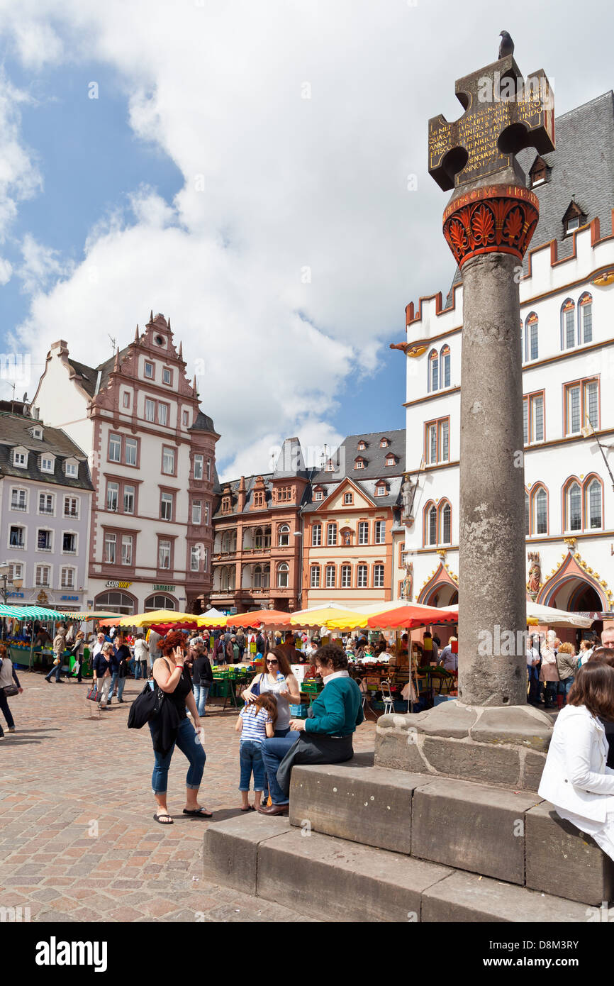 Hauptmarkt trier germany -Fotos und -Bildmaterial in hoher Auflösung ...