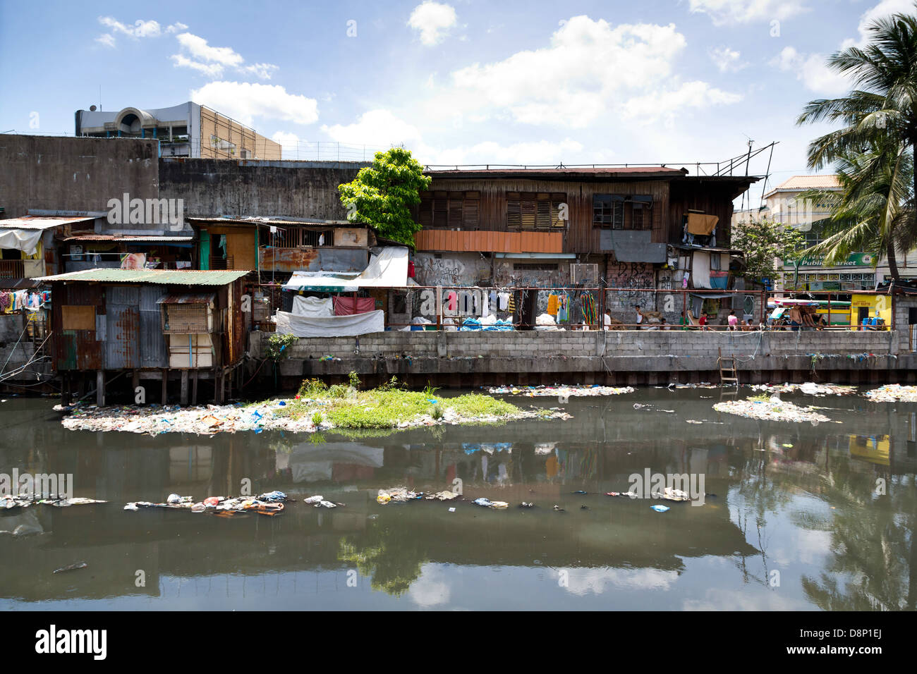 Manila skyline slums -Fotos und -Bildmaterial in hoher Auflösung – Alamy