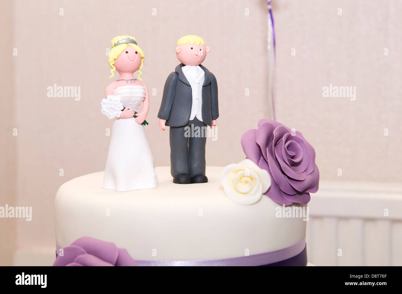 Lila schema -Fotos und -Bildmaterial in hoher Auflösung – Alamy