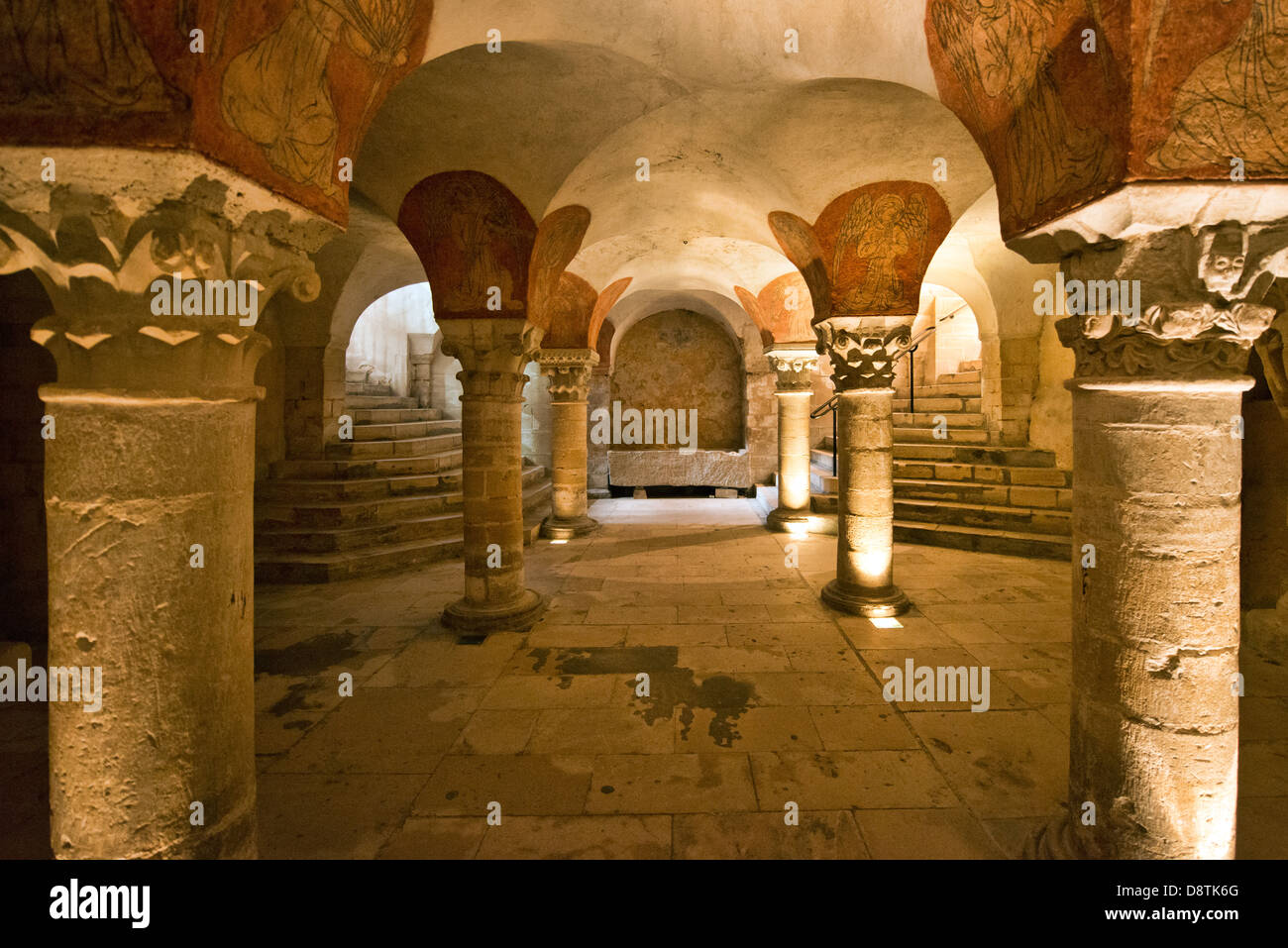 Die krypta -Fotos und -Bildmaterial in hoher Auflösung – Alamy