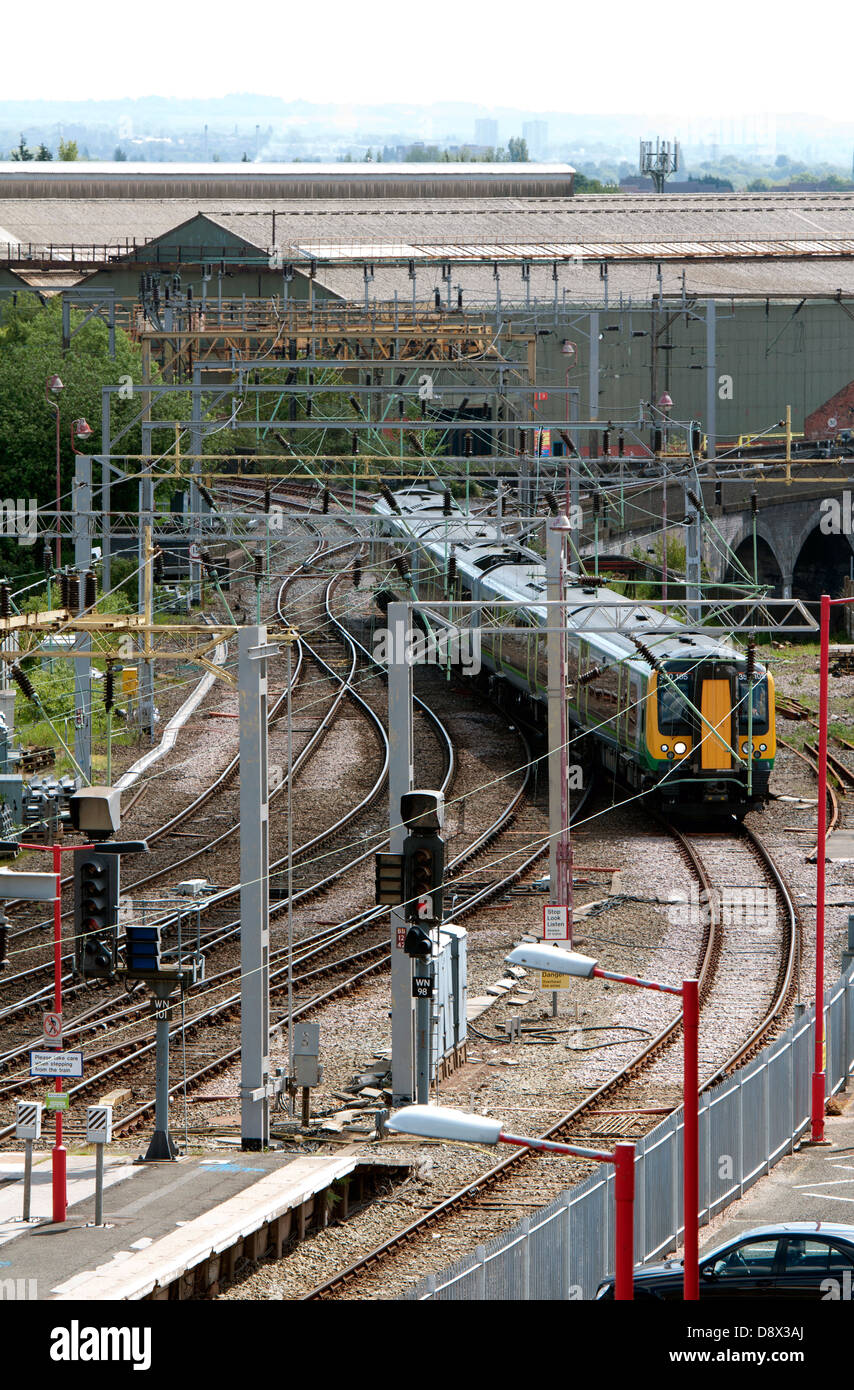 Main line railway -Fotos und -Bildmaterial in hoher Auflösung – Alamy
