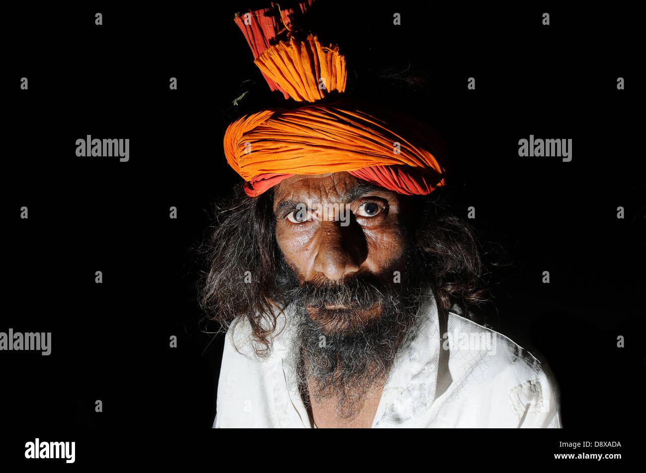 Fakir muslim holy man in -Fotos und -Bildmaterial in hoher Auflösung ...