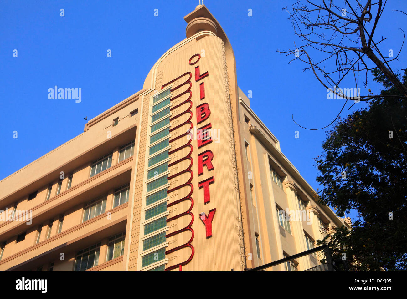 1. Dezember 2012 - Mumbai, ist Maharashtra, Indien - The Liberty Cinema ...