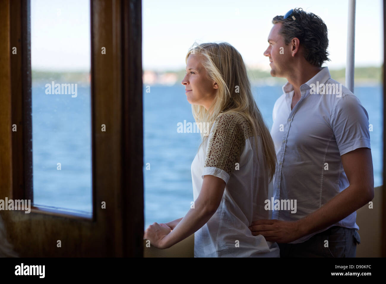 Boot aussehend -Fotos und -Bildmaterial in hoher Auflösung – Alamy