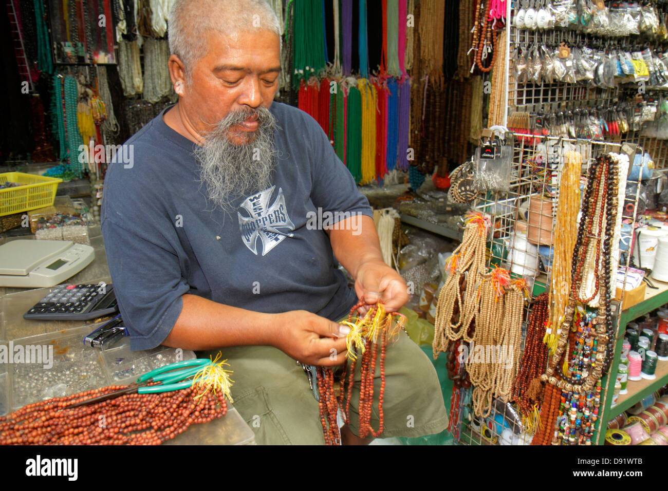 Chatuchak market stall in bangkok -Fotos und -Bildmaterial in hoher ...