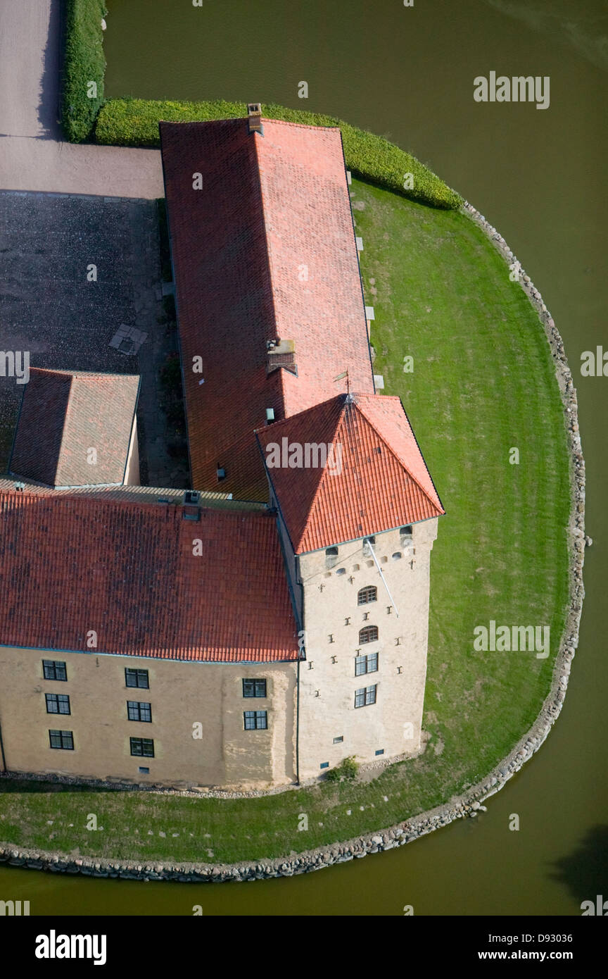 Luftbild einer burg -Fotos und -Bildmaterial in hoher Auflösung – Alamy