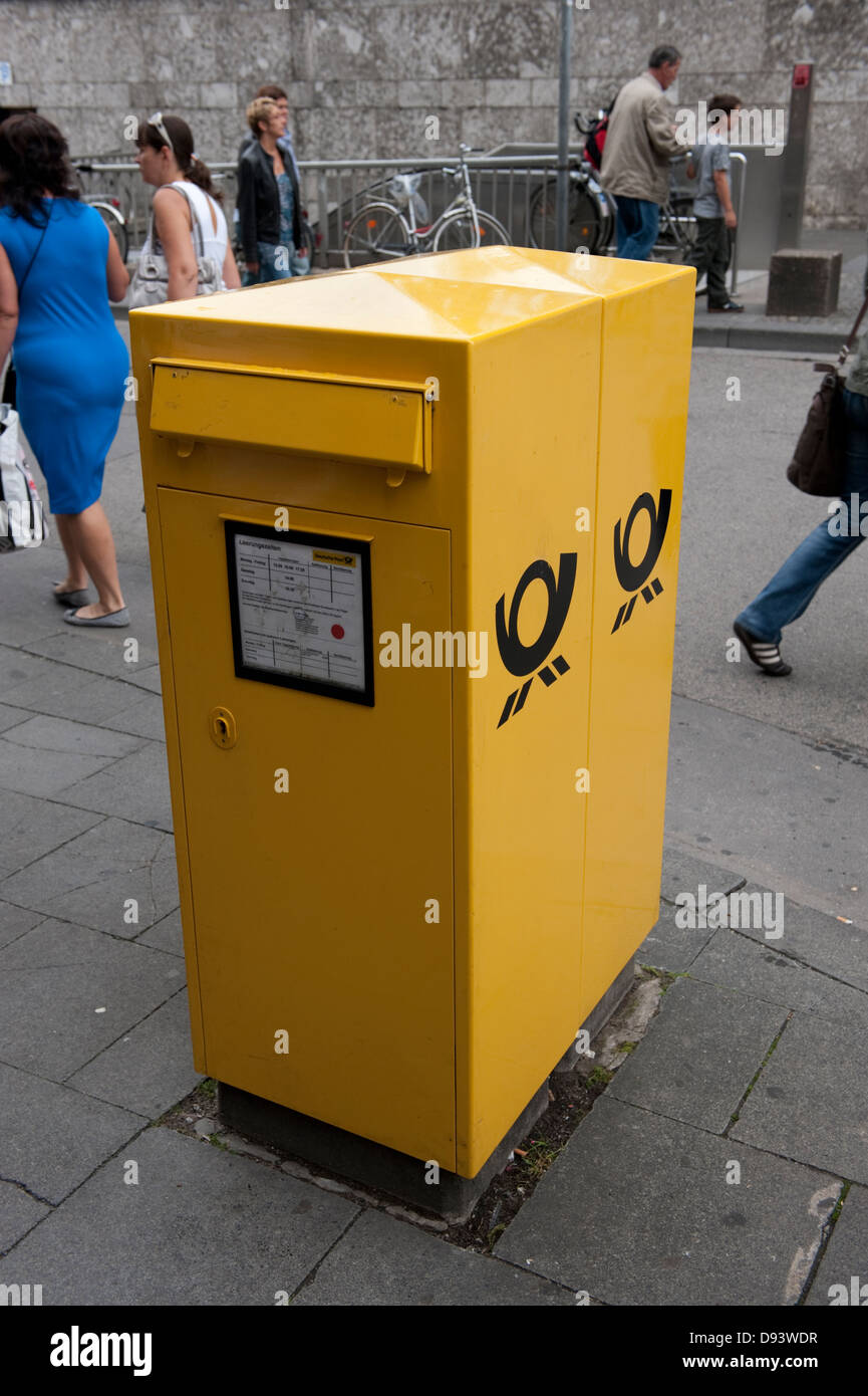 German post box -Fotos und -Bildmaterial in hoher Auflösung – Alamy