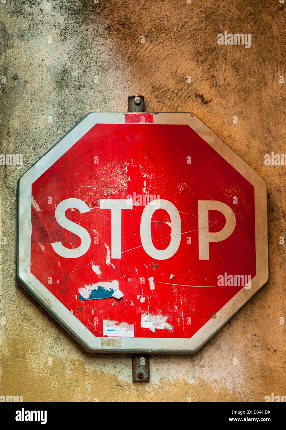 Straffic stop sign -Fotos und -Bildmaterial in hoher Auflösung – Alamy