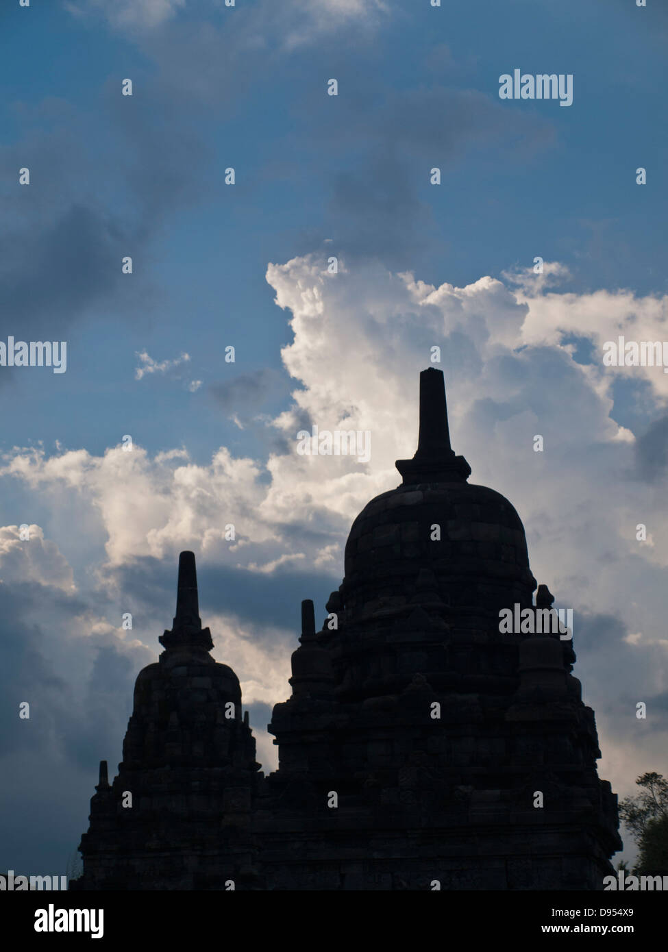 Prambanan tempel -Fotos und -Bildmaterial in hoher Auflösung – Alamy