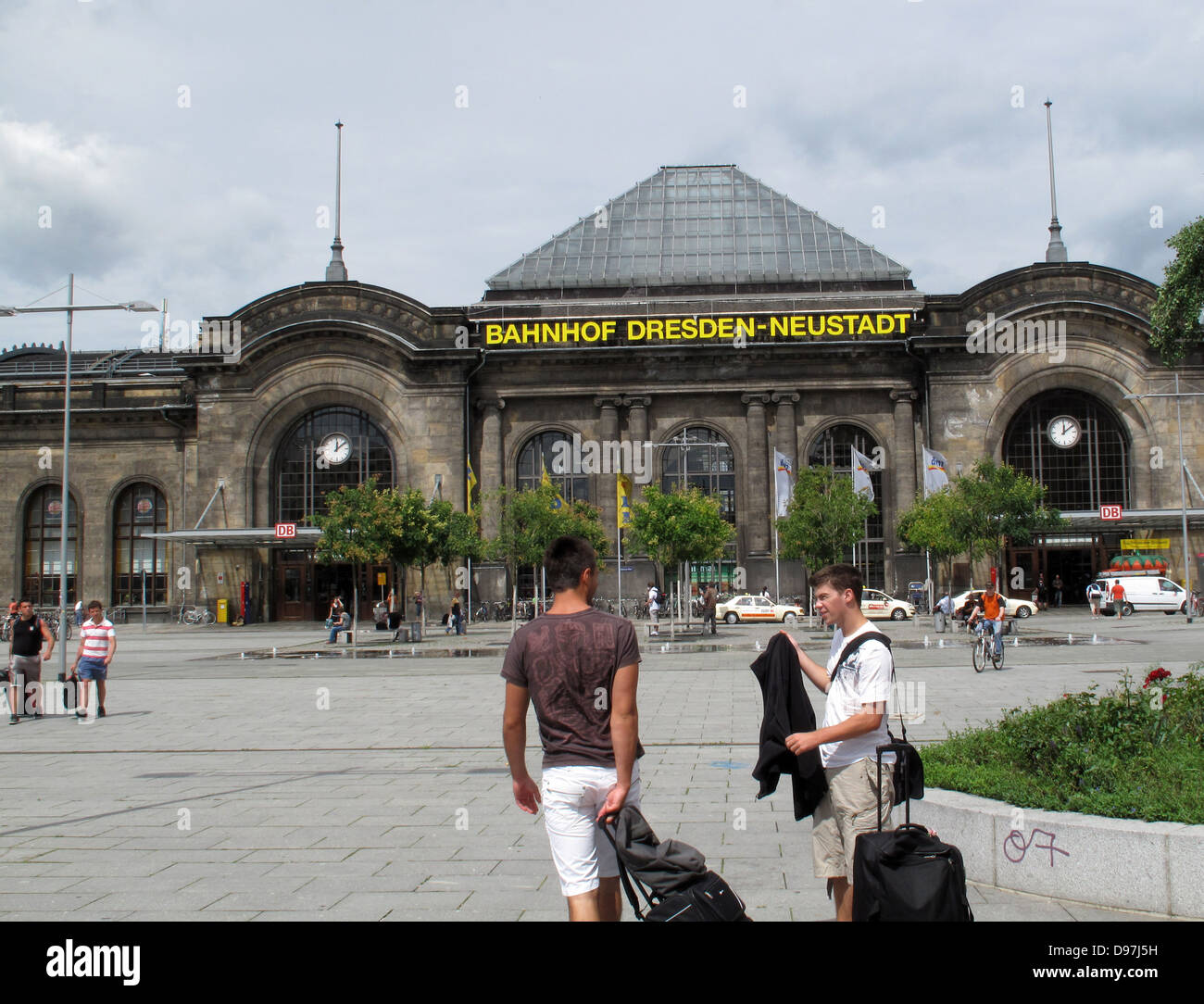 Departure dresden -Fotos und -Bildmaterial in hoher Auflösung – Alamy