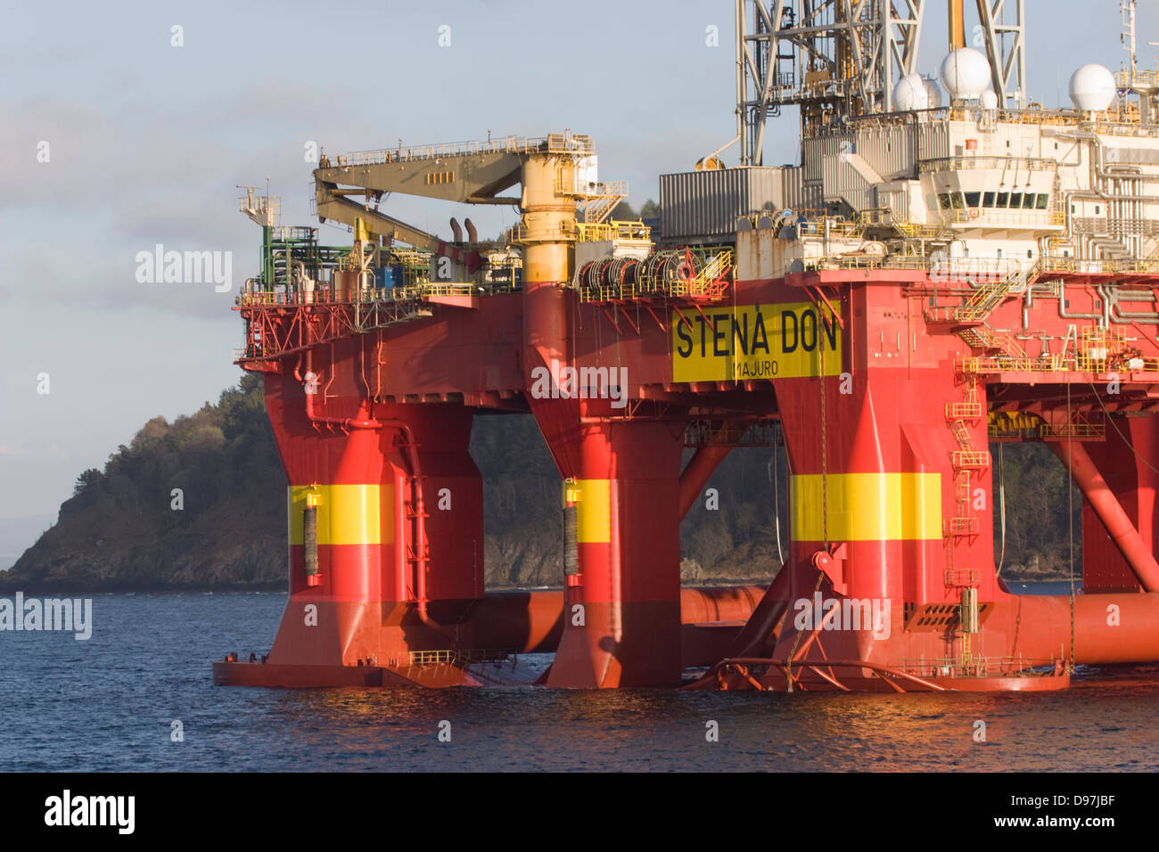 Öl-Bohrinsel Stena Don Semi submersible Schiff Invergordon Cromarty ...