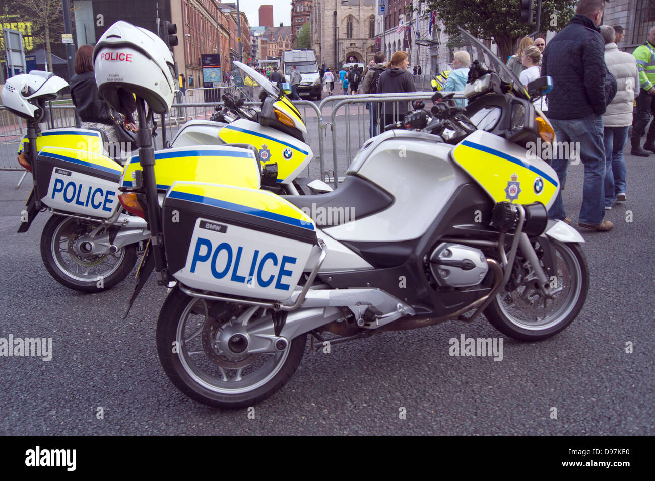 Britische motorradpolizei -Fotos und -Bildmaterial in hoher Auflösung ...