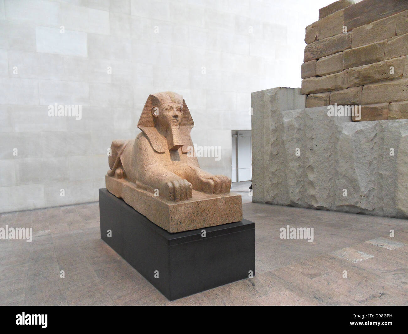 Theben und sphinx -Fotos und -Bildmaterial in hoher Auflösung – Alamy