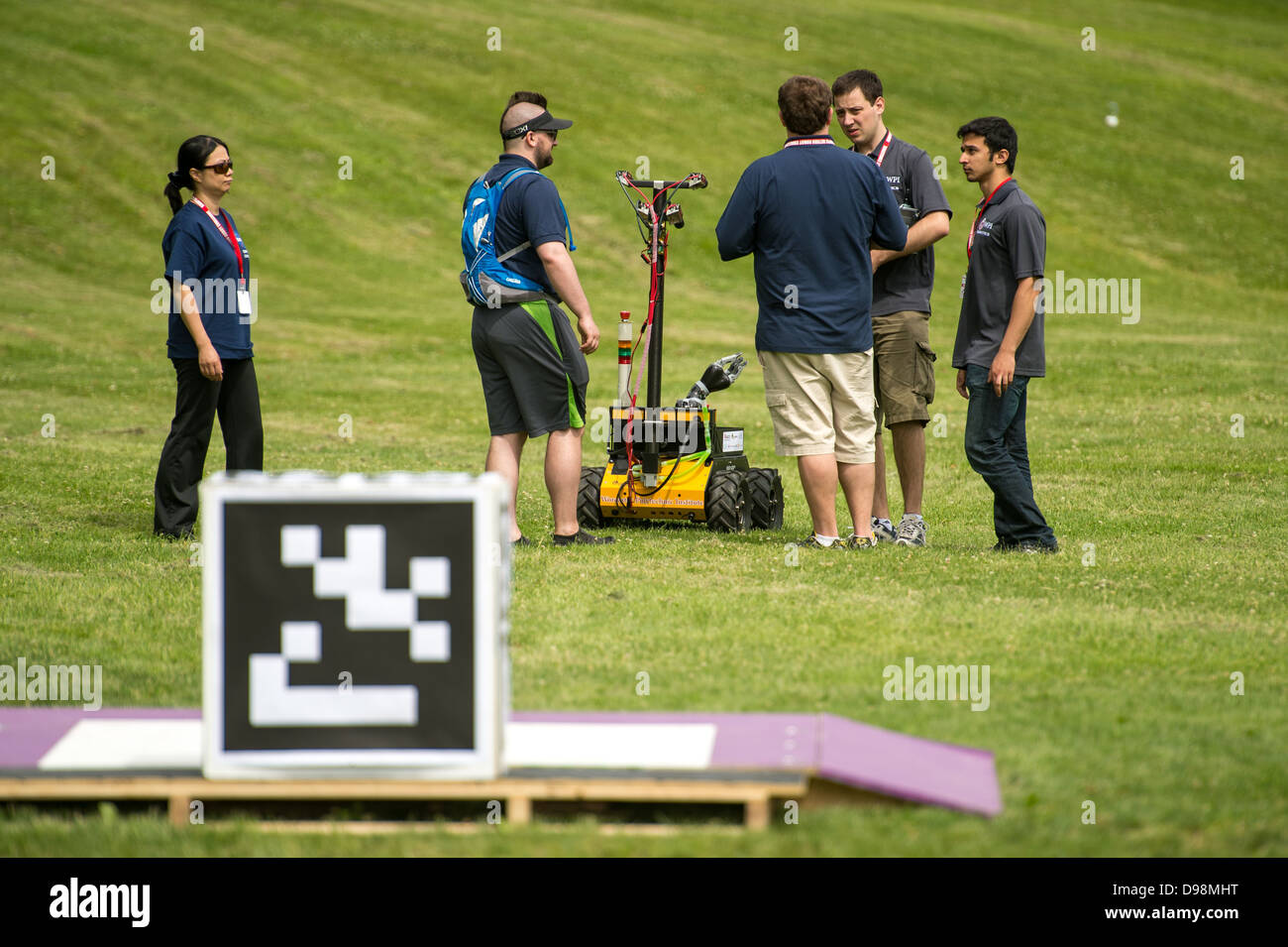 Sample return robot challenge -Fotos und -Bildmaterial in hoher ...