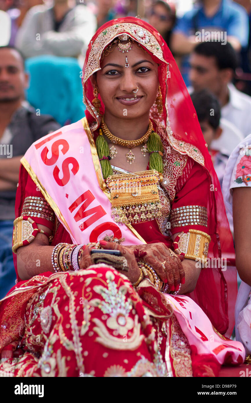 Mit dem gewinner miss indien -Fotos und -Bildmaterial in hoher ...