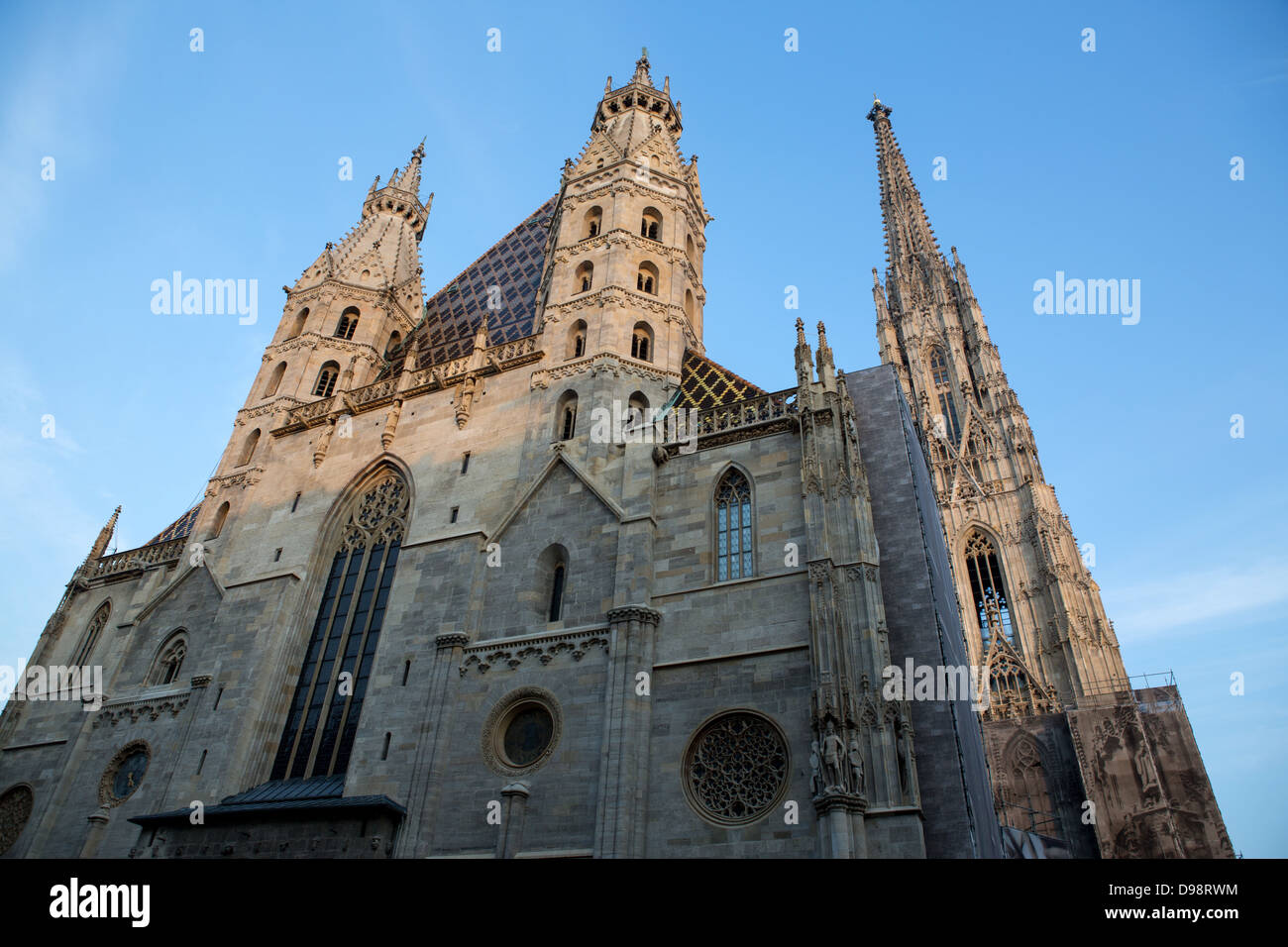 Kirchturm der Stephansdom in Wien, Österreich Stockfotografie - Alamy