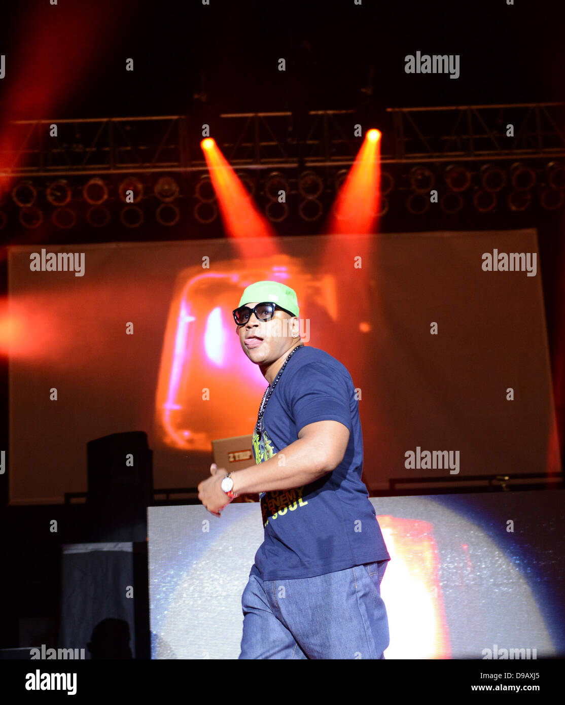 James smith aka ll cool j -Fotos und -Bildmaterial in hoher Auflösung ...