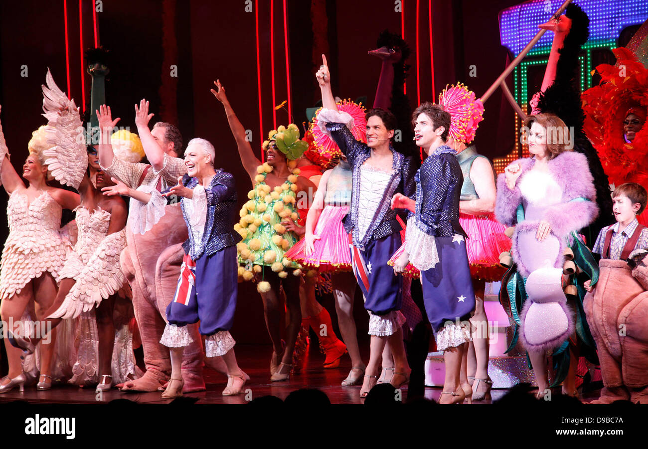 Priscilla musical -Fotos und -Bildmaterial in hoher Auflösung – Alamy