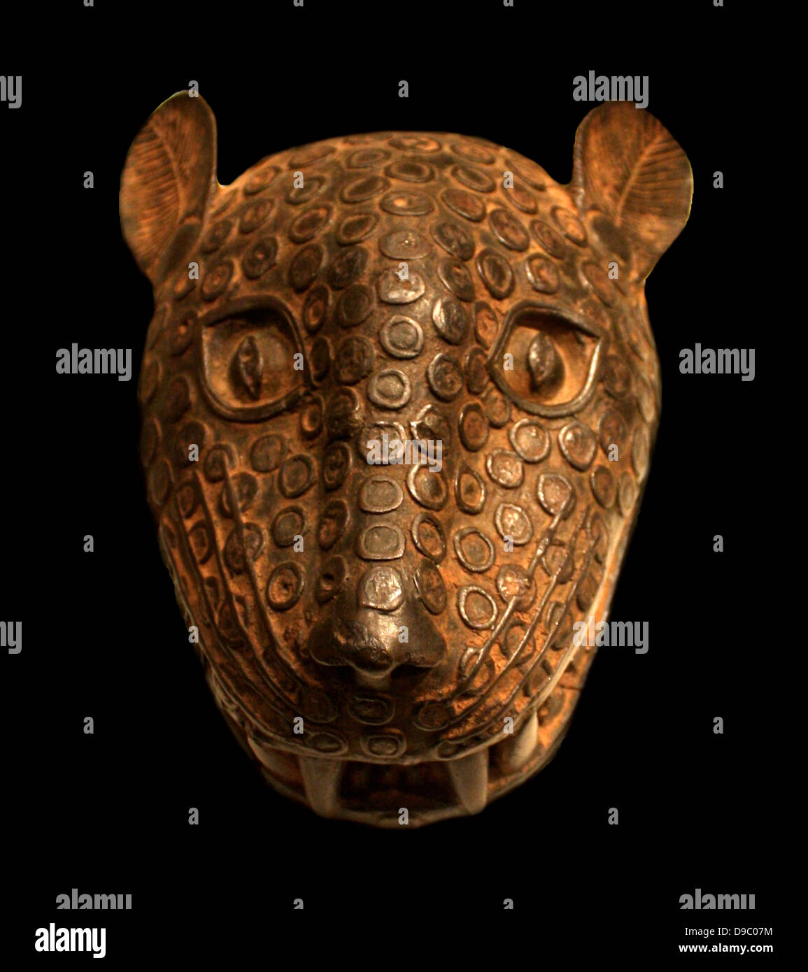 Leopard Kopf. Nigeria, Königreich von Benin. Edo-Völker. 16.-19 ...