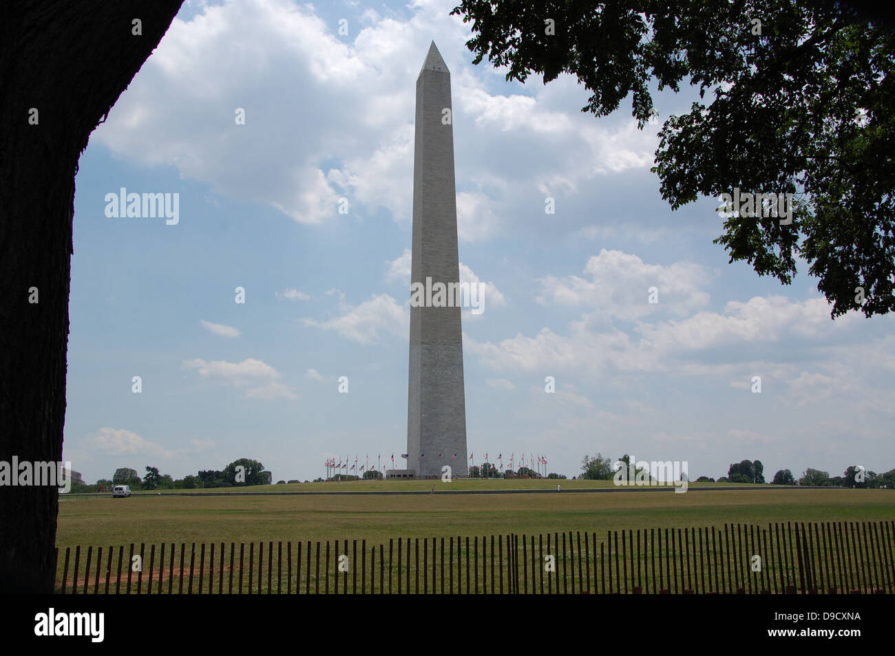Das Washington Monument in Washington, D.C. ist ein ikonischer Obelisk ...