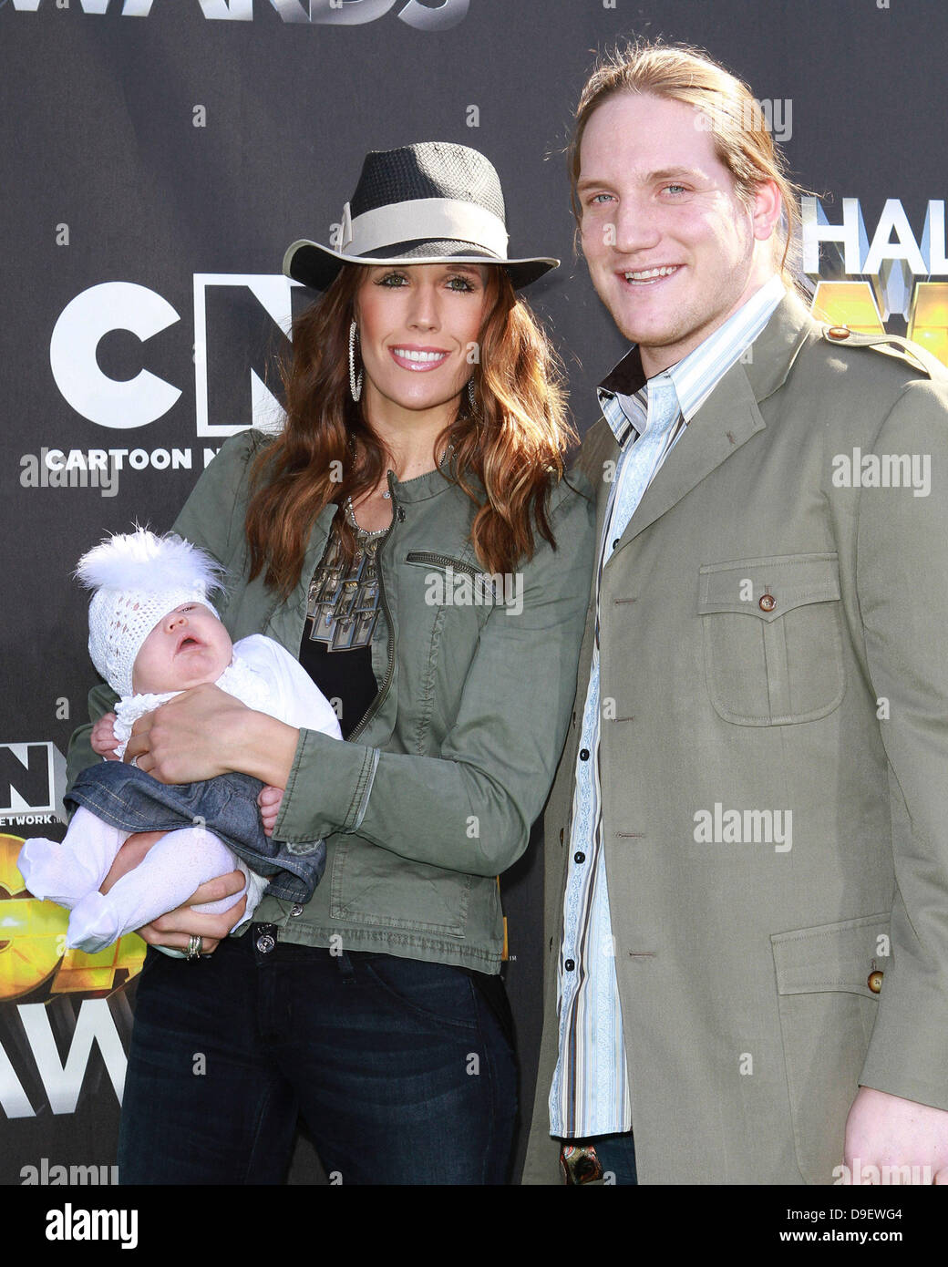 Familia caricatura -Fotos und -Bildmaterial in hoher Auflösung – Alamy