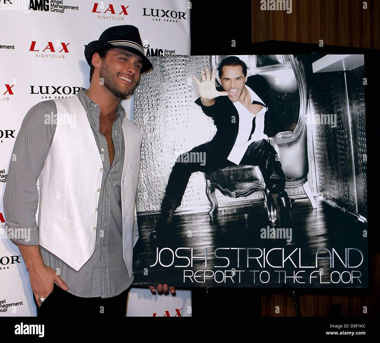 Josh Strickland Peepshow und Hollys World Star Josh Strickland Debüts ...