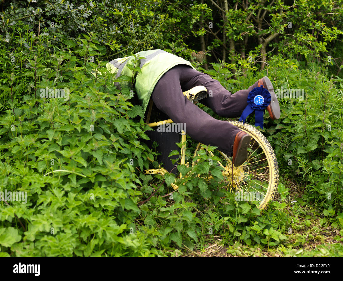 Bicycle crash -Fotos und -Bildmaterial in hoher Auflösung – Alamy