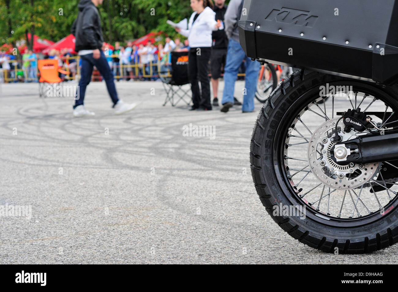 Motorbike marks -Fotos und -Bildmaterial in hoher Auflösung – Alamy