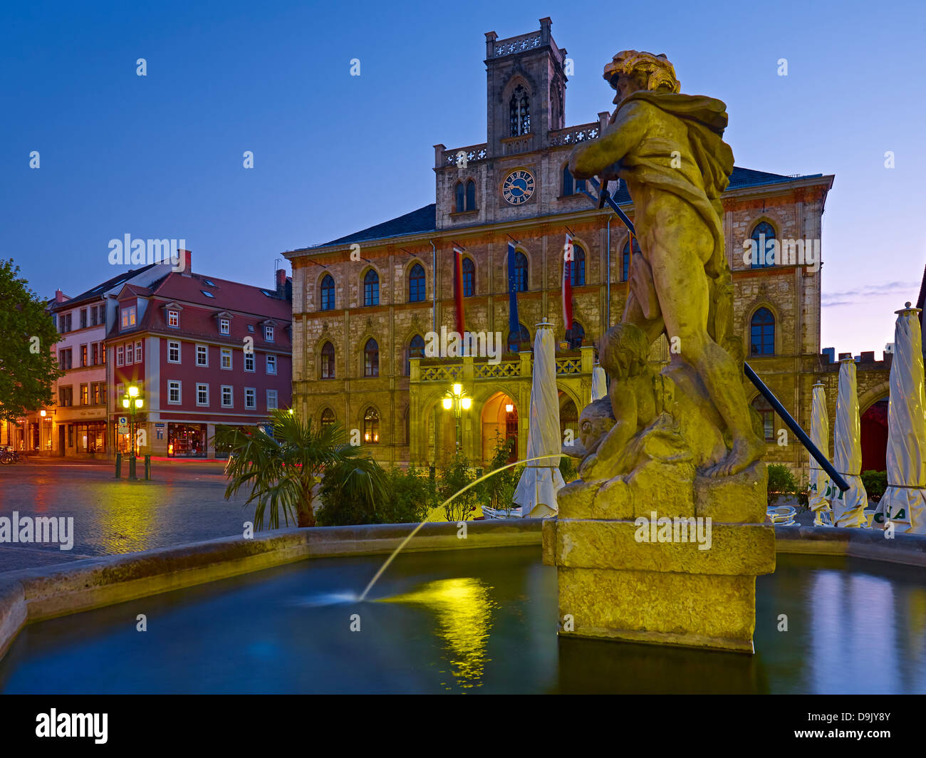 Marktplatz und weimar rathaus -Fotos und -Bildmaterial in hoher ...