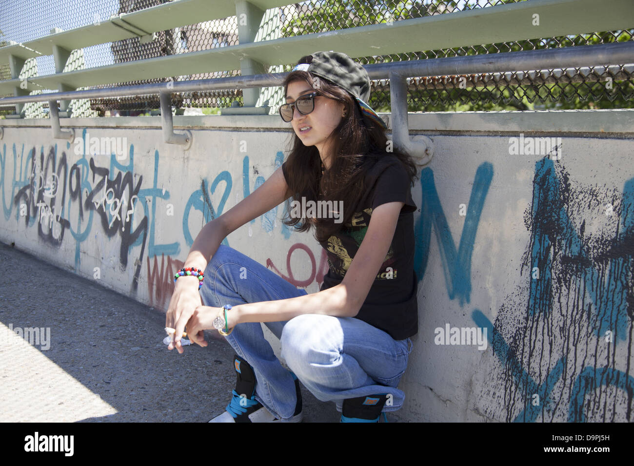 17 jahre altes mädchen -Fotos und -Bildmaterial in hoher Auflösung – Alamy