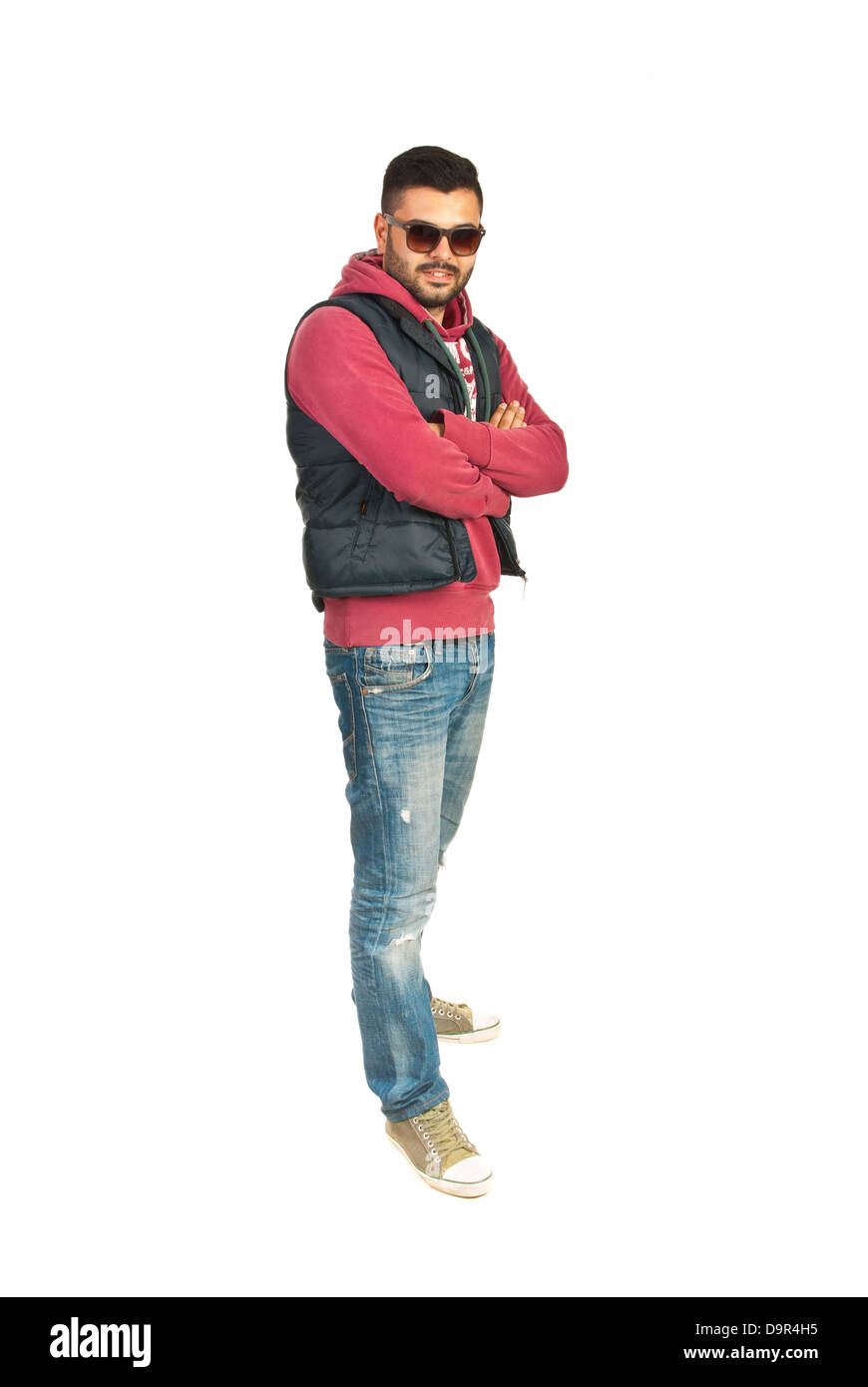 Voller Länge der Rapper Mann mit Waffen gefalteten isolierten auf ...