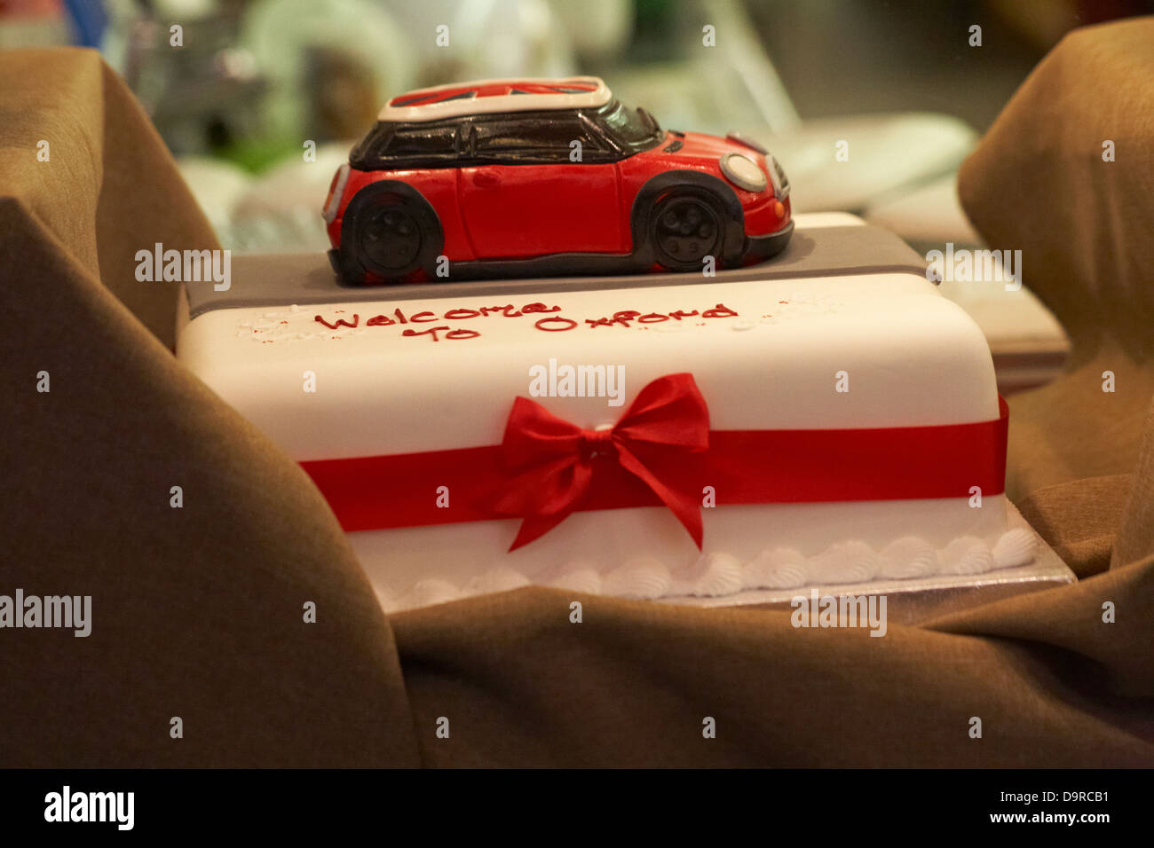 Car cake -Fotos und -Bildmaterial in hoher Auflösung – Alamy