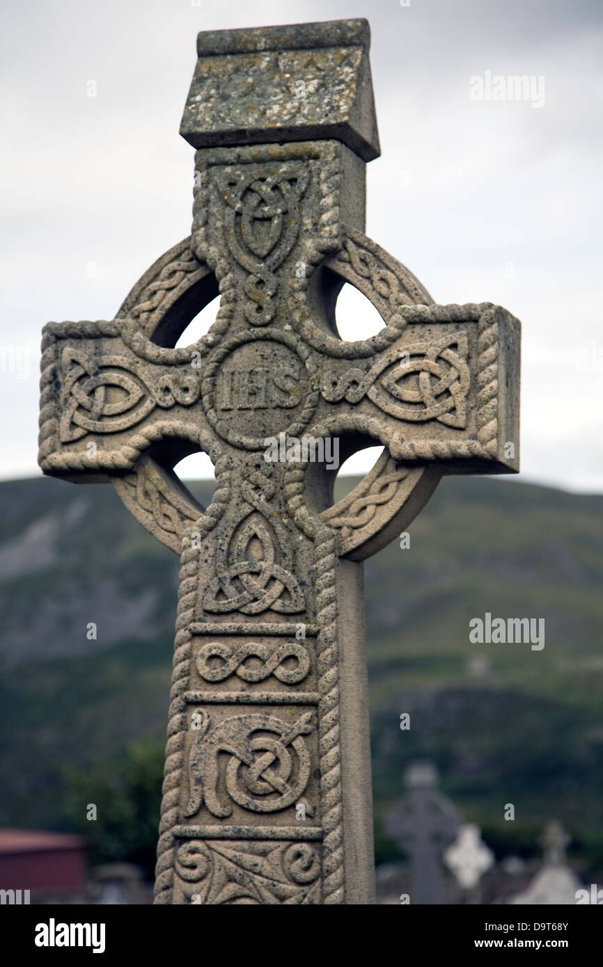 Grab des keltischen kreuzes -Fotos und -Bildmaterial in hoher Auflösung – Alamy