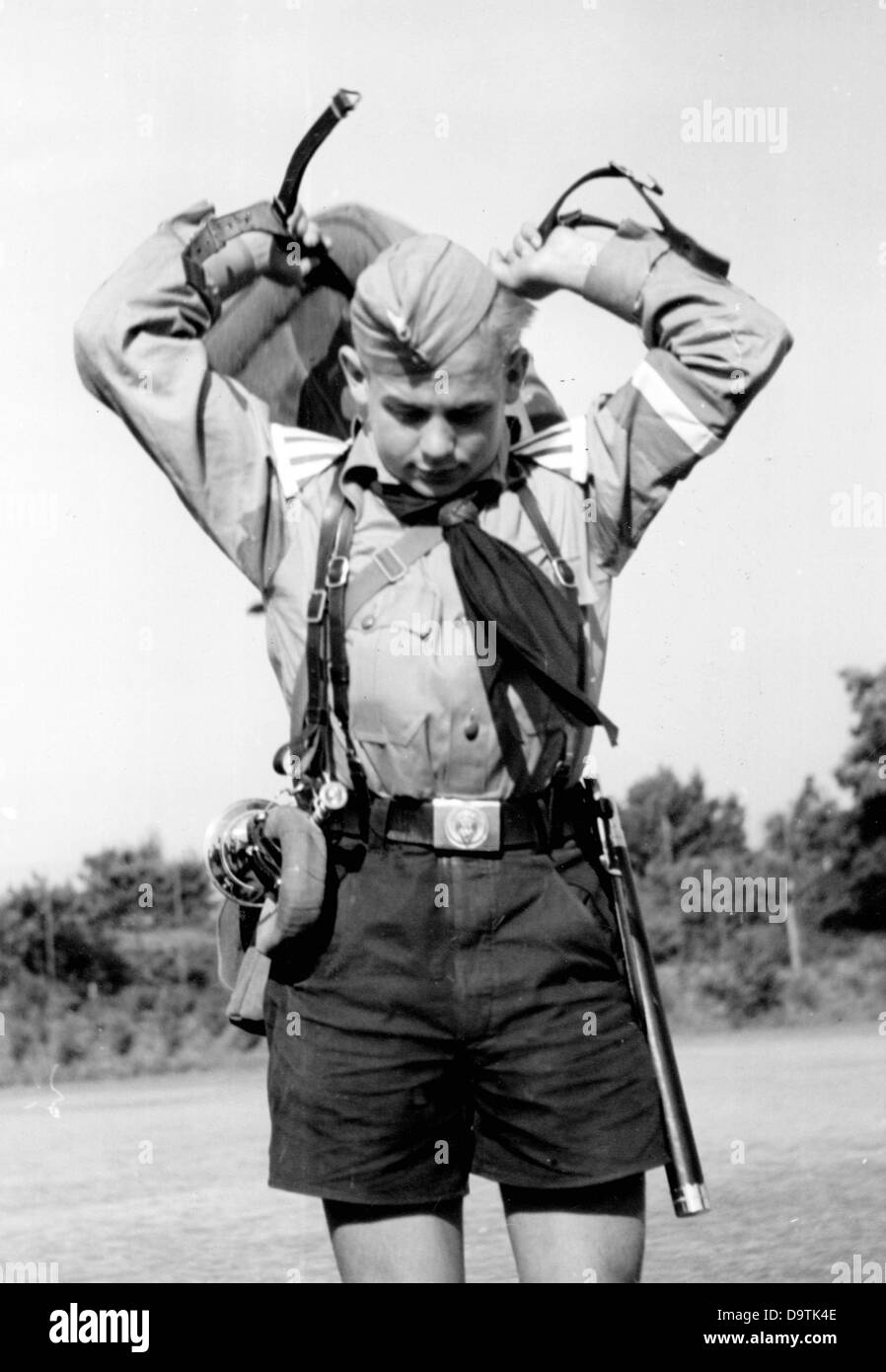 Uniforme hitler jugend -Fotos und -Bildmaterial in hoher Auflösung – Alamy