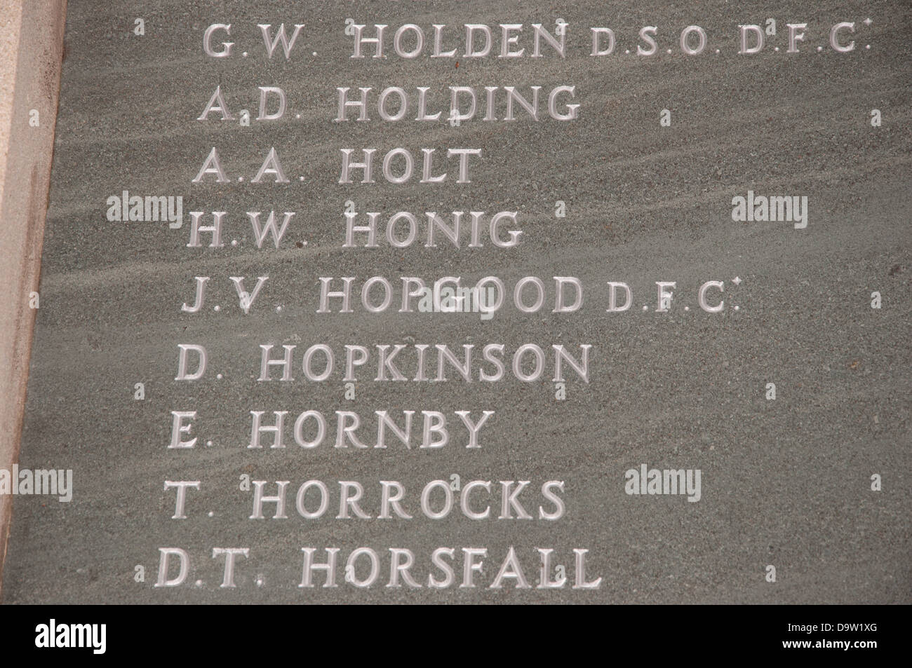 Nahaufnahme des Dambusters Memorial im Woodhall Spa mit J V Hopgood DFC ...