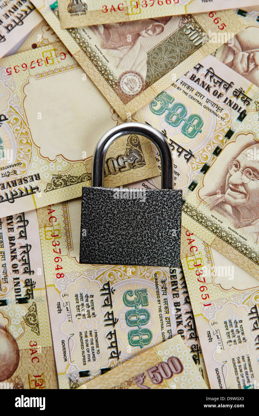 Banknoten Der Indischen Rupie Stockfotos und -bilder Kaufen - Alamy