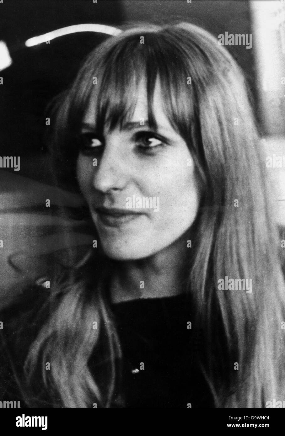 Beklagten Gudrun Ensslin während des Gerichtsverfahrens. Die Studentin ...