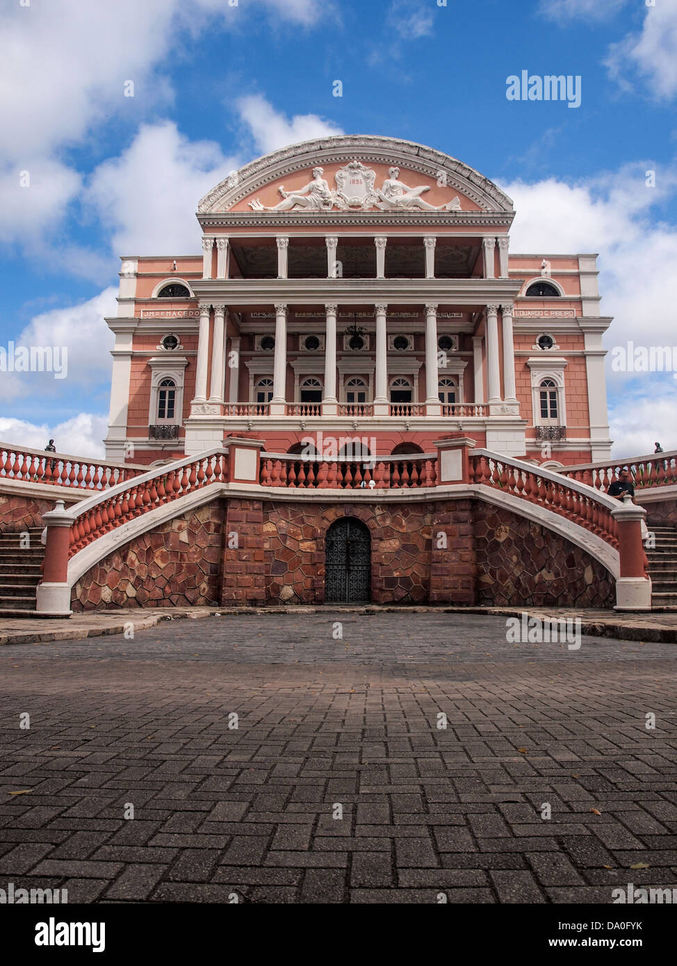 Teatro der amazonas -Fotos und -Bildmaterial in hoher Auflösung – Alamy