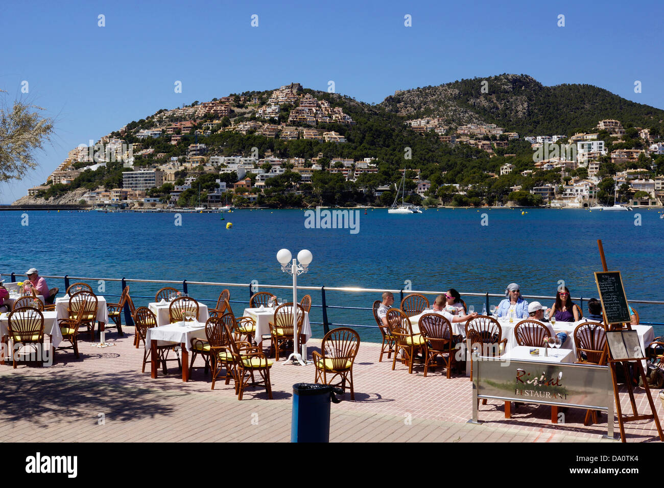 Restaurant, Puerto de Andratx, Puerto Andratx, Mallorca, Spanien ... Restaurant, Puerto de Andratx, Puerto Andratx, Mallorca, Spanien ...