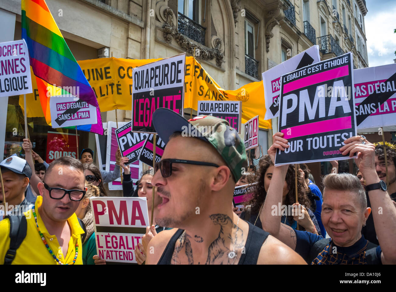 Lgbt gruppen protestieren -Fotos und -Bildmaterial in hoher Auflösung ...