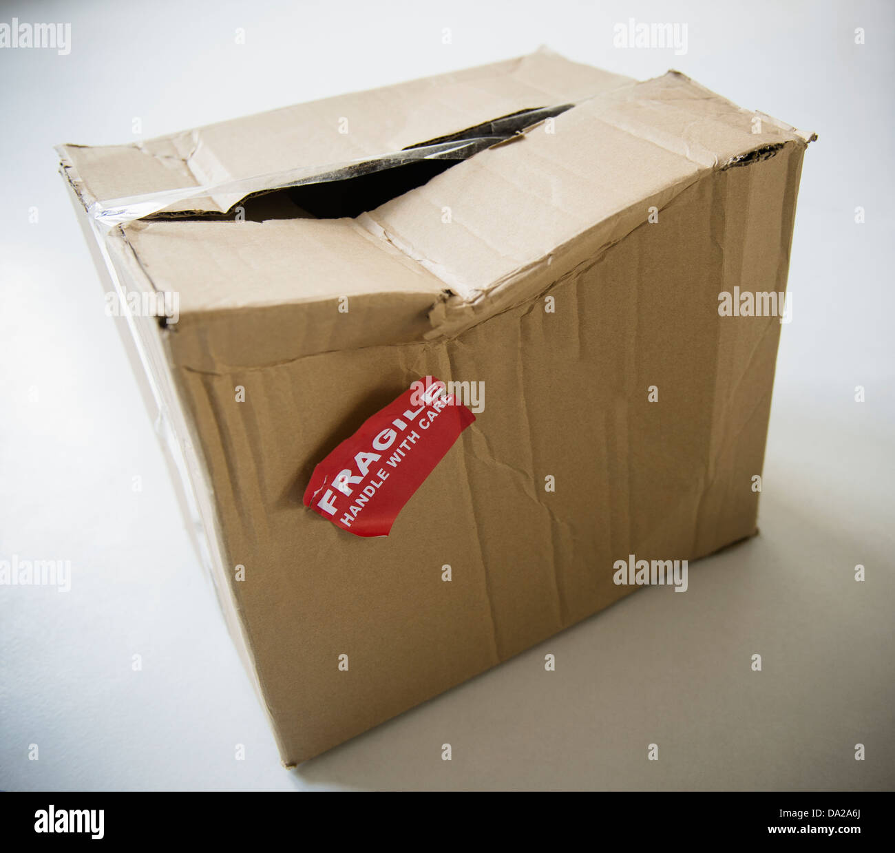 Fragile etikettenbox -Fotos und -Bildmaterial in hoher Auflösung – Alamy