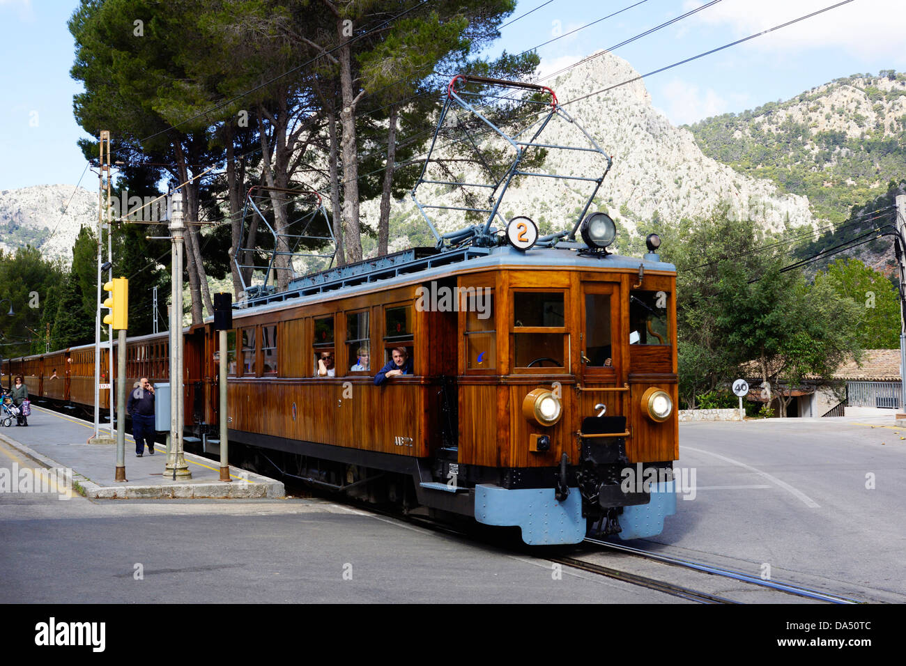 Train palma de mallorca railway -Fotos und -Bildmaterial in hoher ...