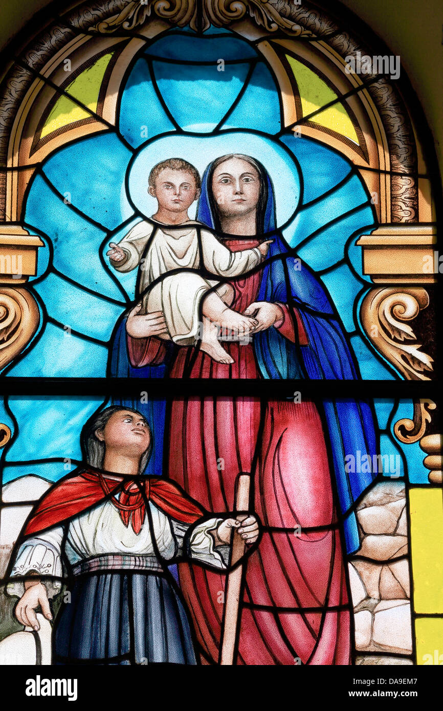 Jungfrau Maria Holding Baby Jesus Geburt Glasfenster in der Kirche La Matriz Cotacachi, Ecuador ...