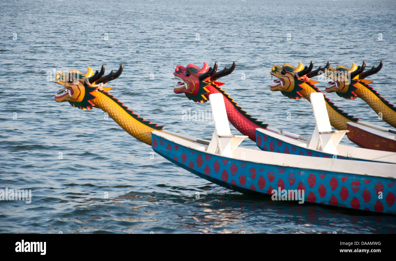 Drachenboot herausforderung -Fotos und -Bildmaterial in hoher Auflösung ...
