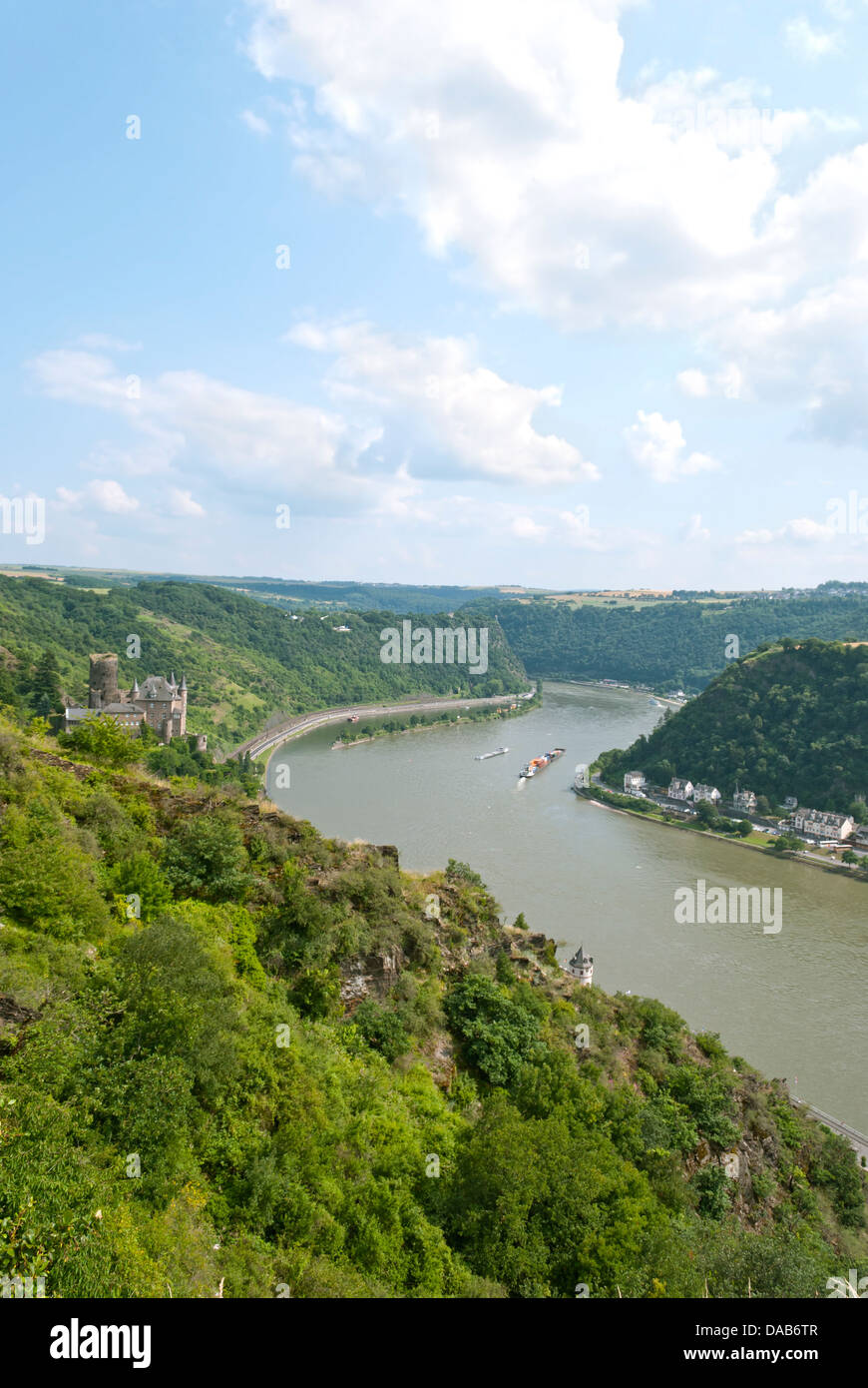 Loreley rock on river rhine -Fotos und -Bildmaterial in hoher Auflösung ...