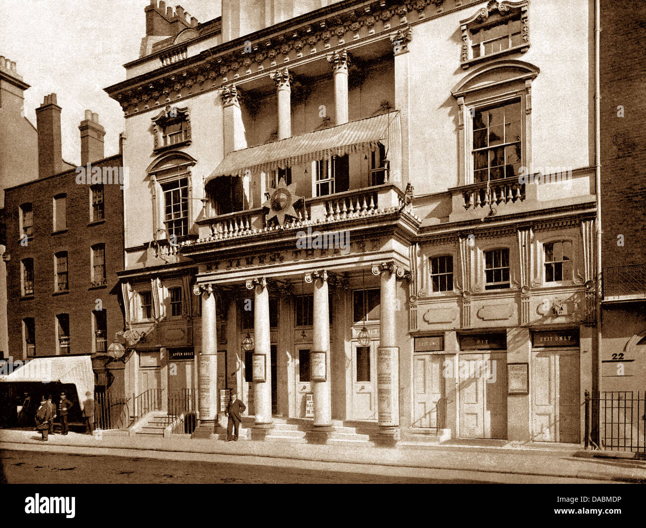 St james theatre -Fotos und -Bildmaterial in hoher Auflösung – Alamy