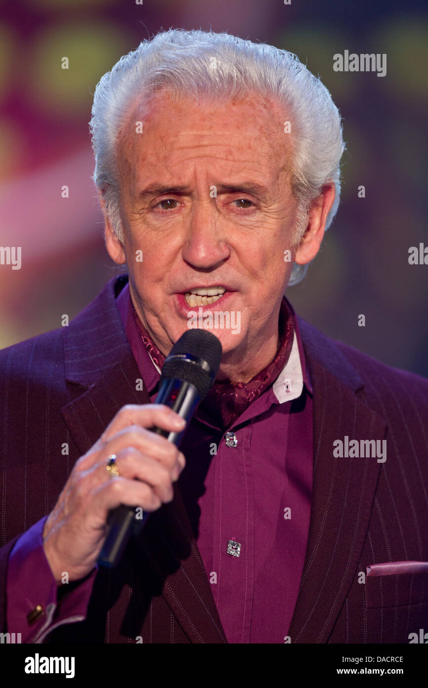 Tony Christie Singer Stockfotos & Tony Christie Singer Bilder - Alamy